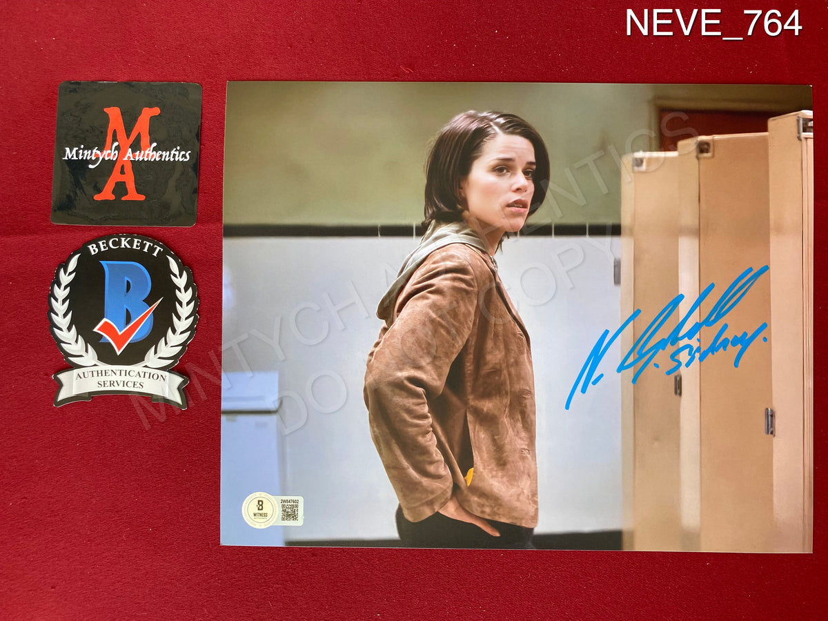 NEVE_764 - 8x10 Photo Autographed By Neve Campbell – Mintych Authentics