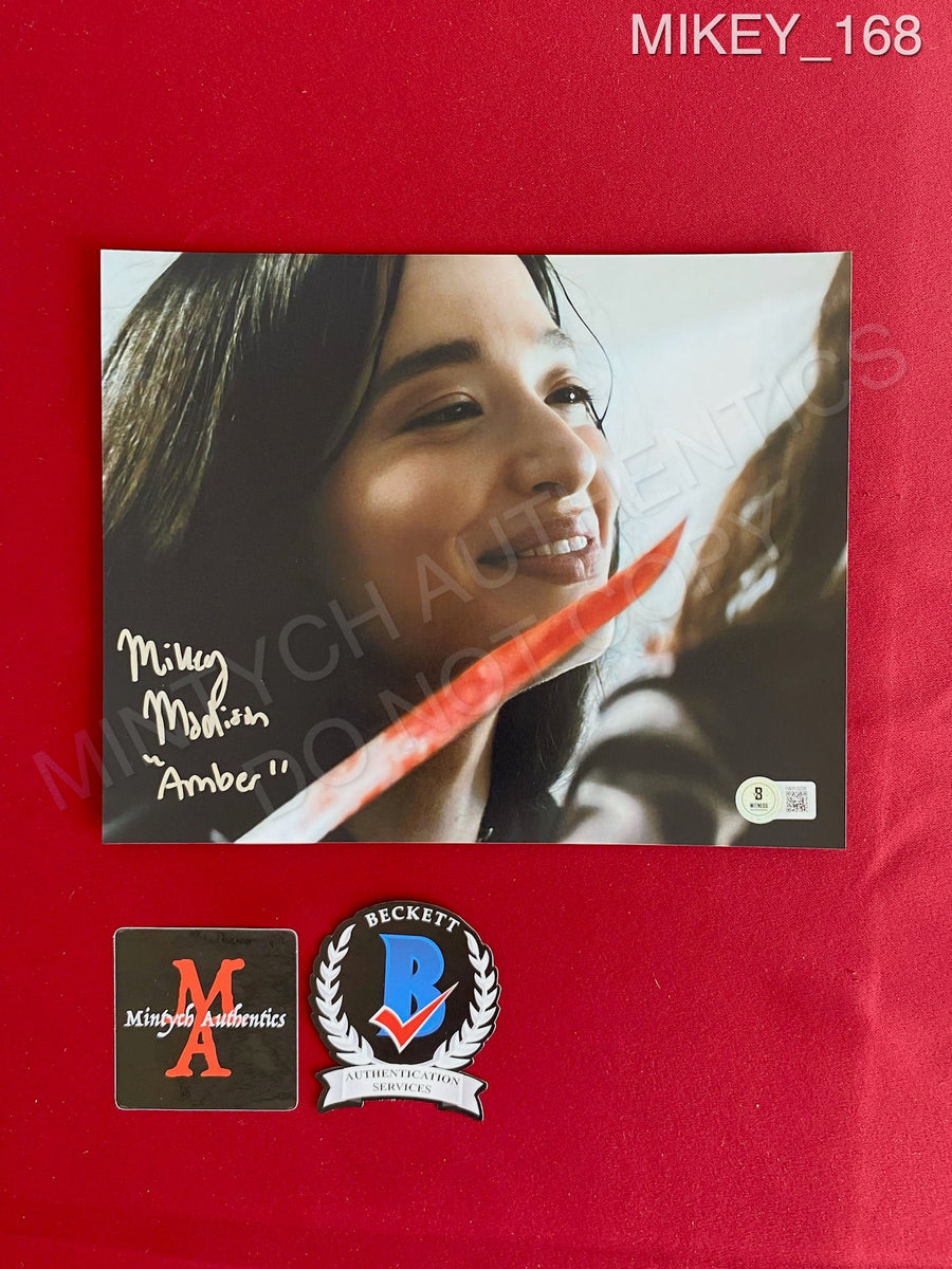 MIKEY_168 - 8x10 Photo Autographed By Mikey Madison – Mintych Authentics