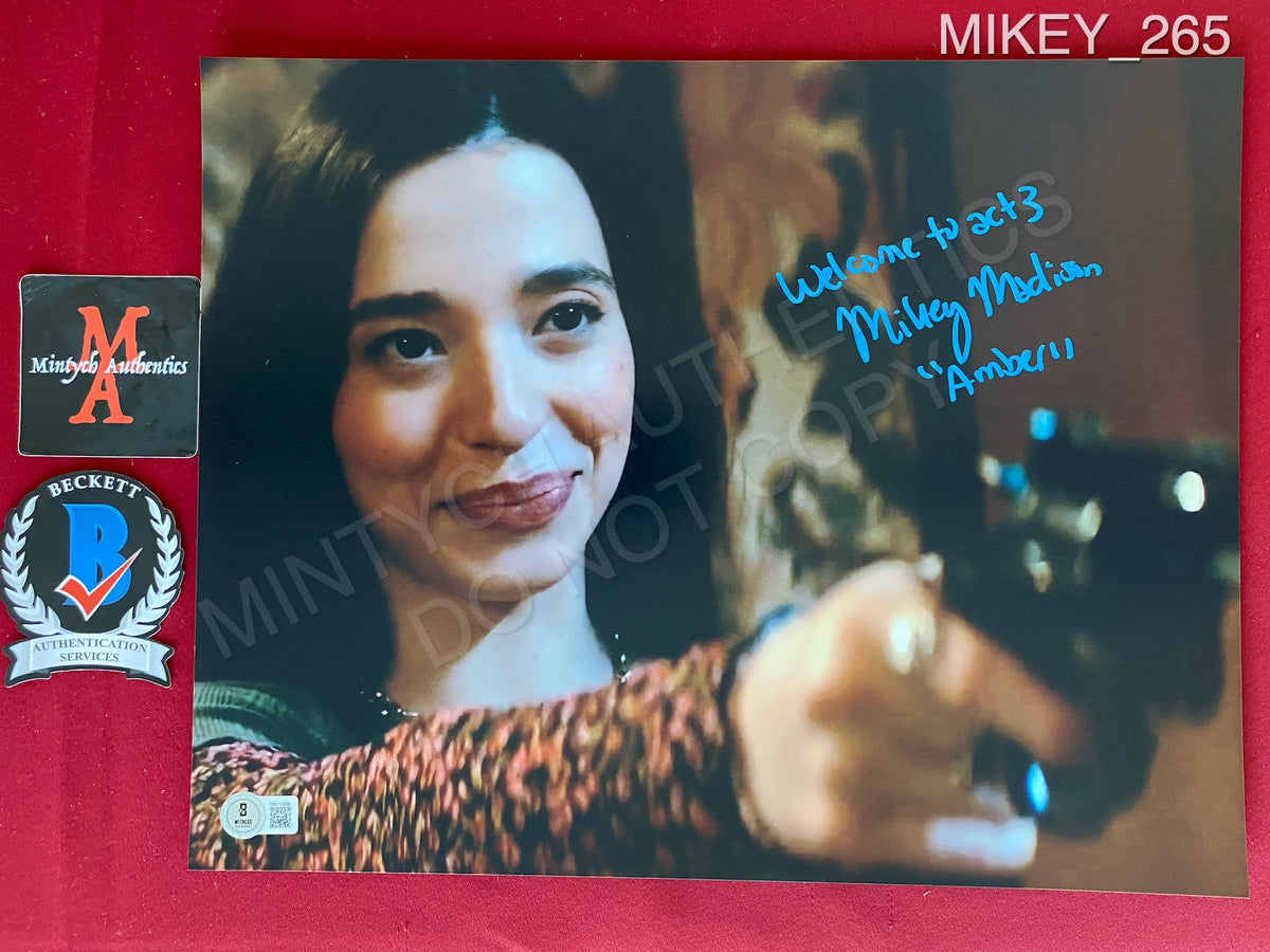 MIKEY_265 - 11x14 Photo Autographed By Mikey Madison – Mintych Authentics