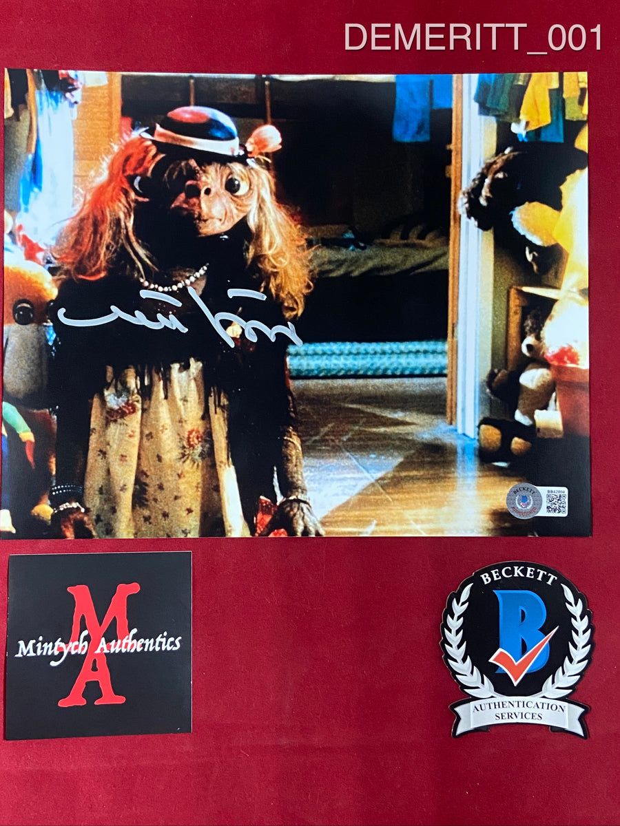 DEMERITT_001 - 8x10 Photo Autographed By Matt Demeritt – Mintych Authentics