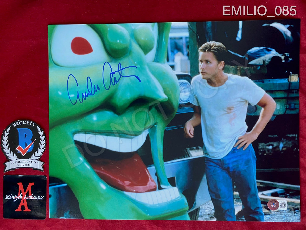 EMILIO_085 - 11x14 Photo Autographed By Emilio Estevez – Mintych Authentics