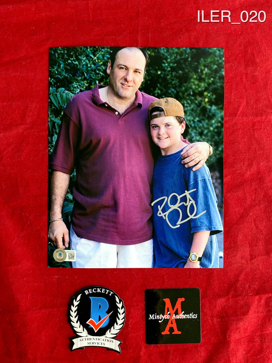 ILER_020 - 8x10 Photo Autographed By Robert Iler – Mintych Authentics