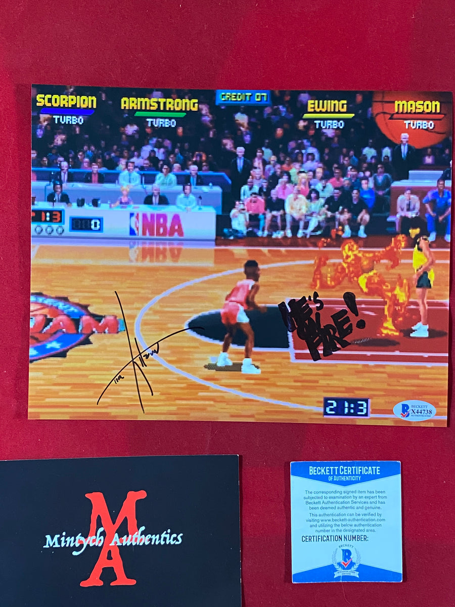 KITZROW_026 - 8x10 Photo Autographed By Tim Kitzrow – Mintych Authentics