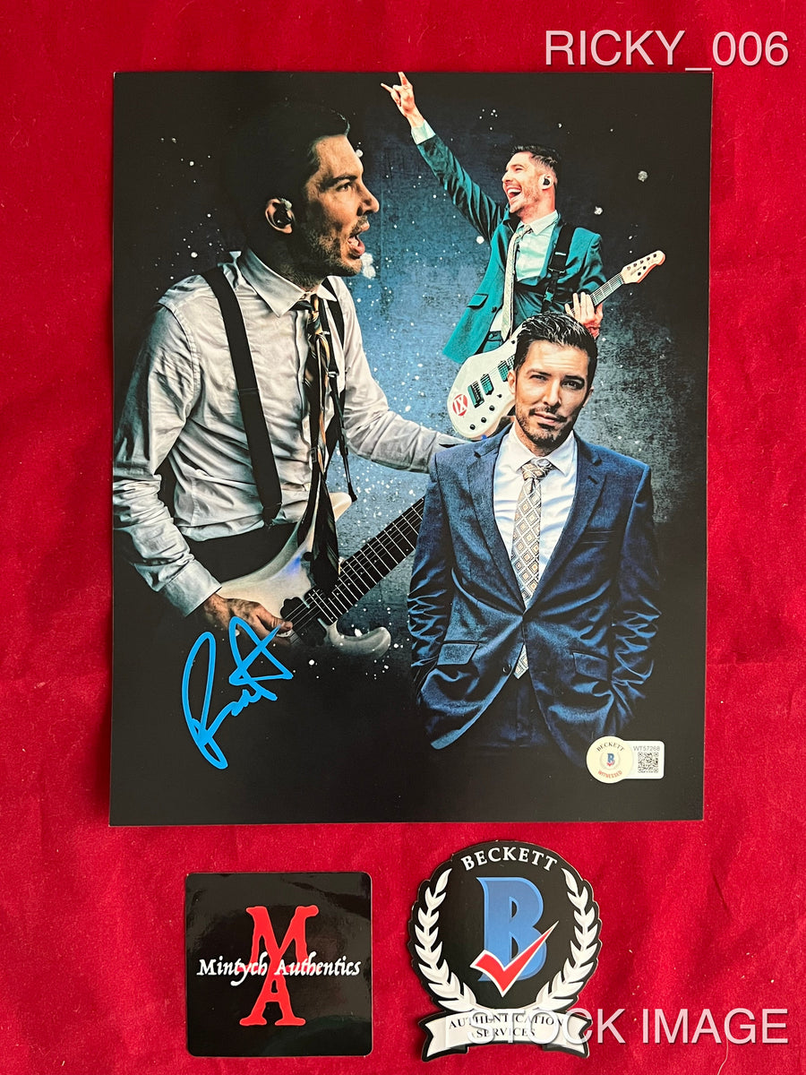 RICKY_006 - 8x10 Photo Autographed By Ricky Armellino – Mintych Authentics