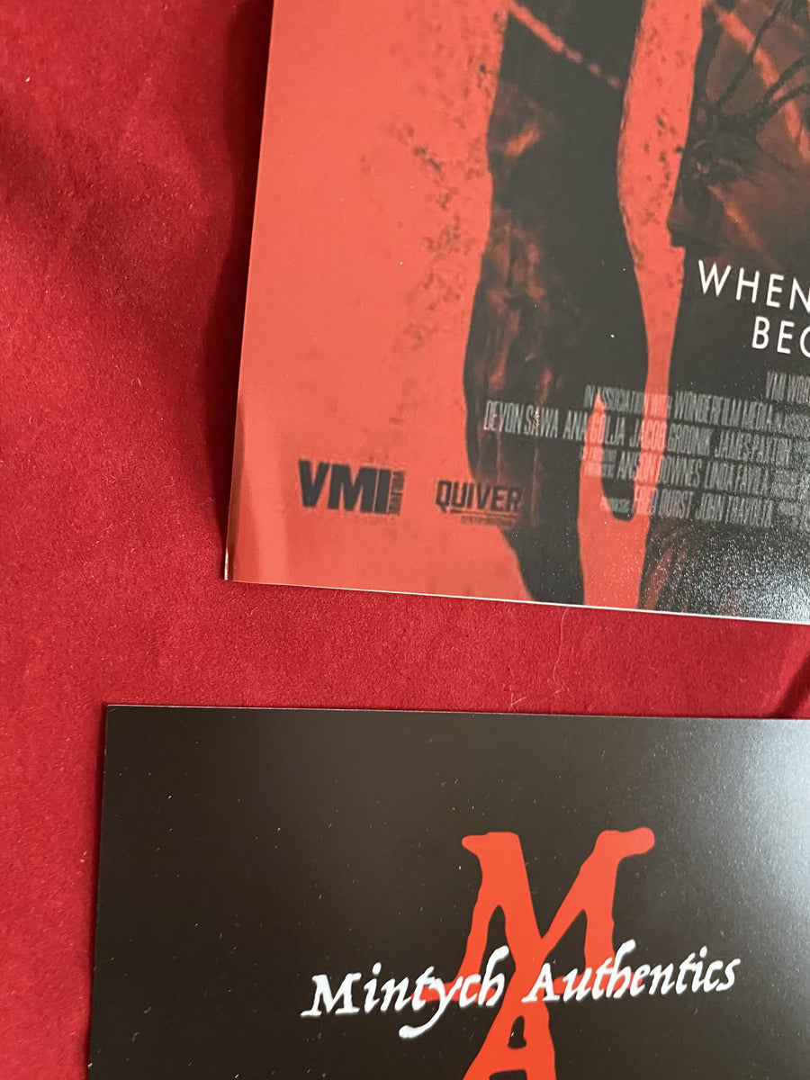 SAWA_163 - 11x17 Photo Autographed By Devon Sawa – Mintych Authentics